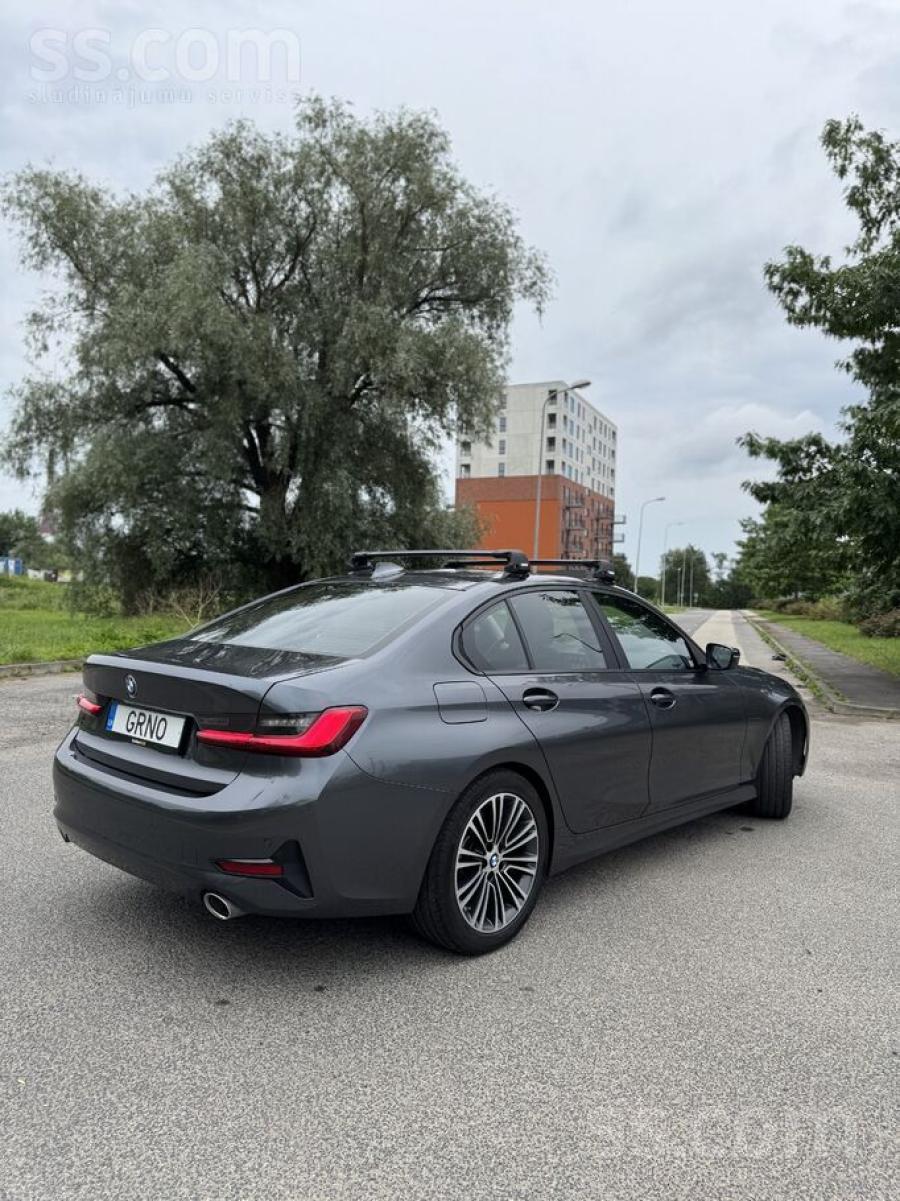 Grey BMW 320 2020 in Riga, with an engine capacity of 2.00 L and mileage of 72 thousand km for 25700 €, photo 3 on AUTOMOTO.COM.LV
