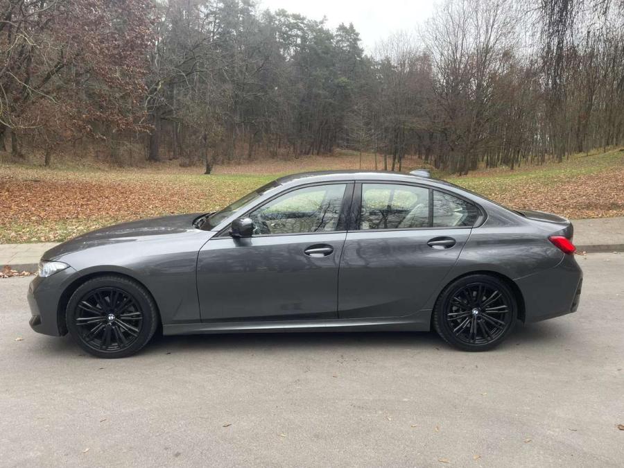 Grey BMW 320 2020 in Kaunas, with an engine capacity of 2.00 L and mileage of 33 thousand km for 26400 €, photo 13 on AUTOMOTO.COM.LV