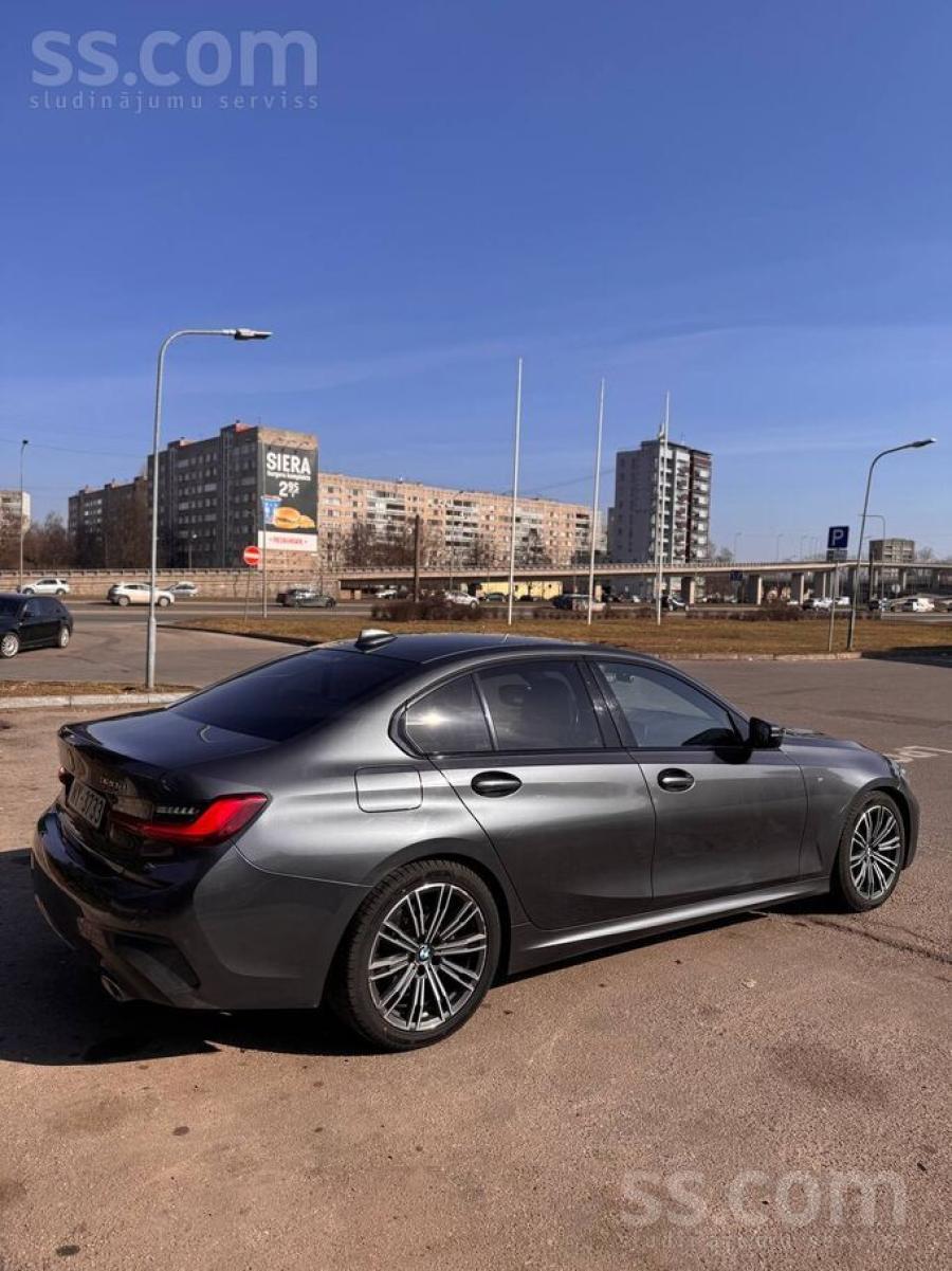 Grey BMW 320 2020 in Riga, with an engine capacity of 2.00 L and mileage of 166 thousand km for 21500 €, photo 4 on AUTOMOTO.COM.LV