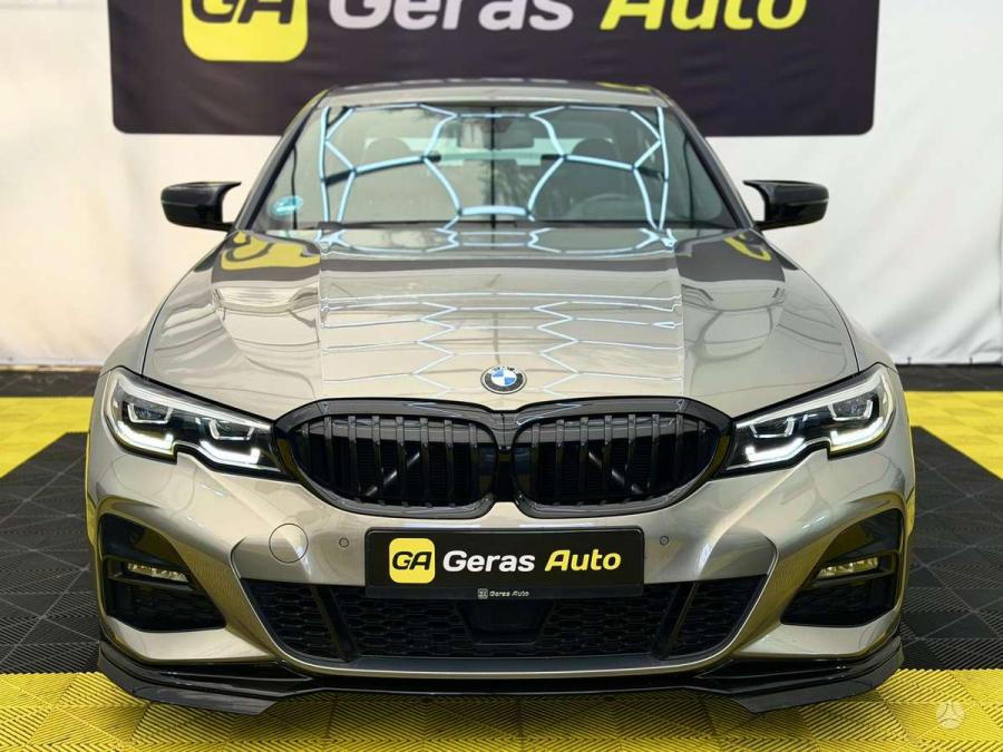Grey BMW 320 2021 in Vilnius, with an engine capacity of 2.00 L and mileage of 143 thousand km for 29999 €, photo 3 on AUTOMOTO.COM.LV