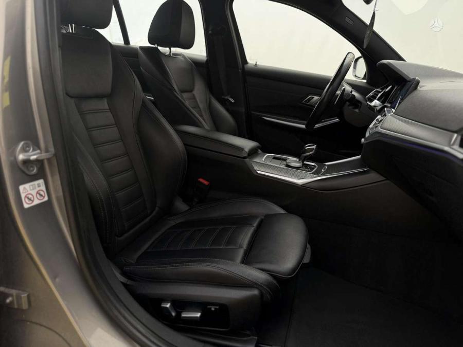 Grey BMW 320 2021 in Vilnius, with an engine capacity of 2.00 L and mileage of 143 thousand km for 29999 €, photo 14 on AUTOMOTO.COM.LV