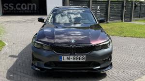 Grey BMW 320 2021 in Riga, with an engine capacity of 2.00 L and mileage of 208 thousand km for 20000 €, photo 3 on AUTOMOTO.COM.LV