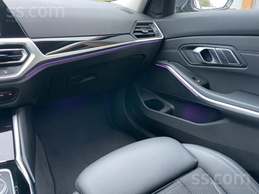 Pelēks BMW 320 2021 Rīga, ar dzinēja tilpumu 2.00 L un nobraukumu 151 tūkst. km par 23900 €, foto 14 vietnē AUTOMOTO.COM.LV
