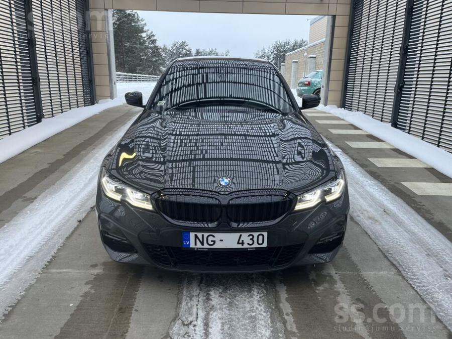 Grey BMW 320 2022 in Riga, with an engine capacity of 2.00 L and mileage of 79 thousand km for 31800 €, photo 3 on AUTOMOTO.COM.LV