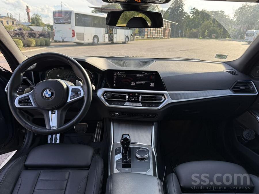 Grey BMW 320 2022 in Riga, with an engine capacity of 2.00 L and mileage of 34 thousand km for 28500 €, photo 5 on AUTOMOTO.COM.LV