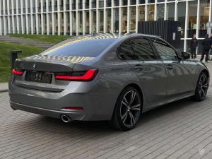 Grey BMW 320 2023 in Vilnius, with an engine capacity of 2.00 L and mileage of 149 thousand km for 24999 €, photo 4 on AUTOMOTO.COM.LV