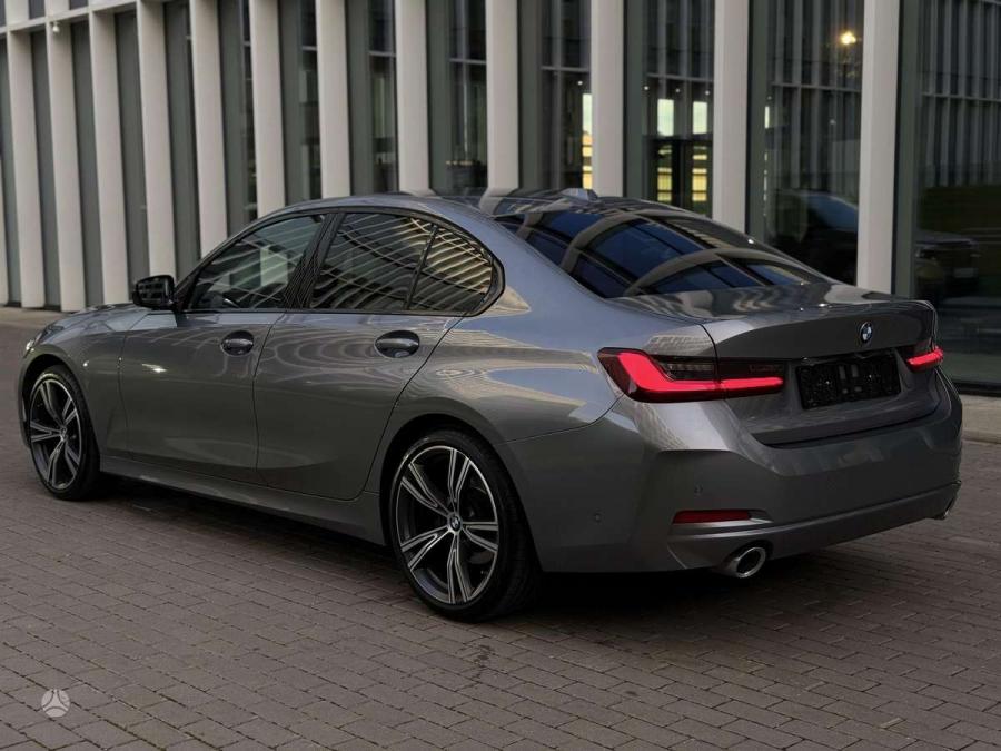 Grey BMW 320 2023 in Vilnius, with an engine capacity of 2.00 L and mileage of 149 thousand km for 24999 €, photo 6 on AUTOMOTO.COM.LV