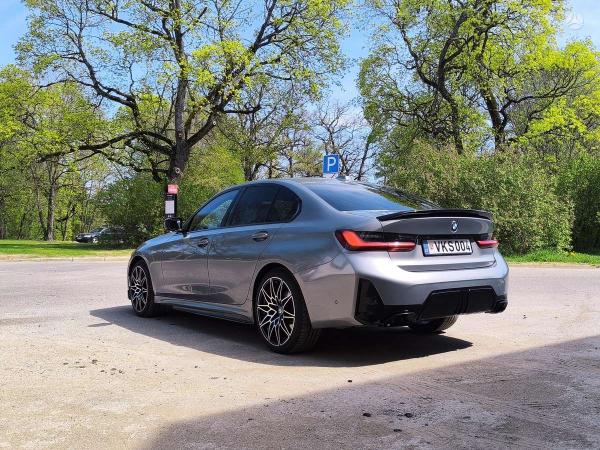 Grey BMW 320 2024 in Vilnius, with an engine capacity of 2.00 L and mileage of 32 thousand km for 33000 €, photo 8 on AUTOMOTO.COM.LV