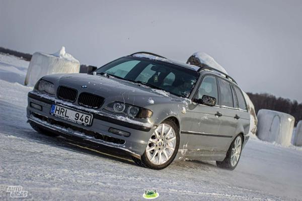 Pelēks BMW 320 2001 Anykščiai, ar dzinēja tilpumu 2.00 L un nobraukumu 479 tūkst. km par 1100 €, foto 1 vietnē AUTOMOTO.COM.LV