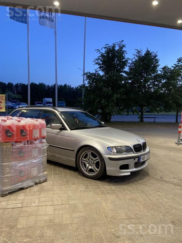 Grey BMW 320 2001 in Cesis, with an engine capacity of 2.00 L and mileage of 397 thousand km for 1990 €, photo 4 on AUTOMOTO.COM.LV
