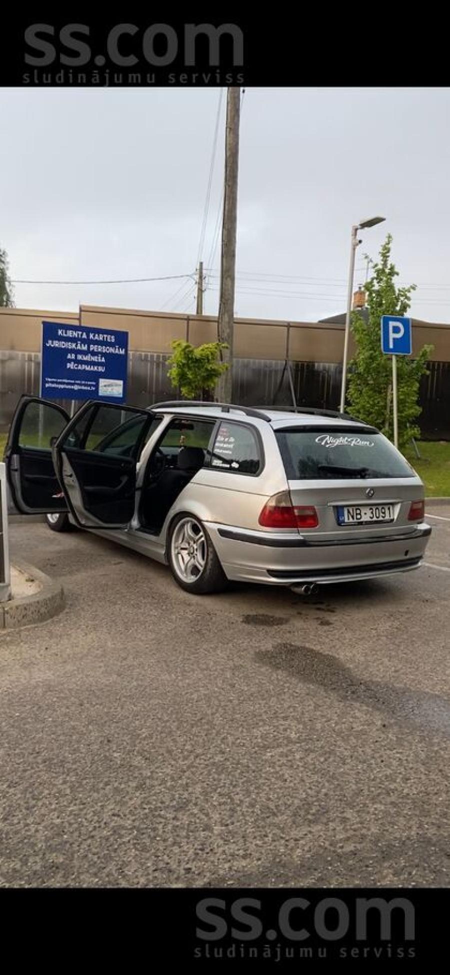 Grey BMW 320 2001 in Cesis, with an engine capacity of 2.00 L and mileage of 397 thousand km for 1990 €, photo 1 on AUTOMOTO.COM.LV