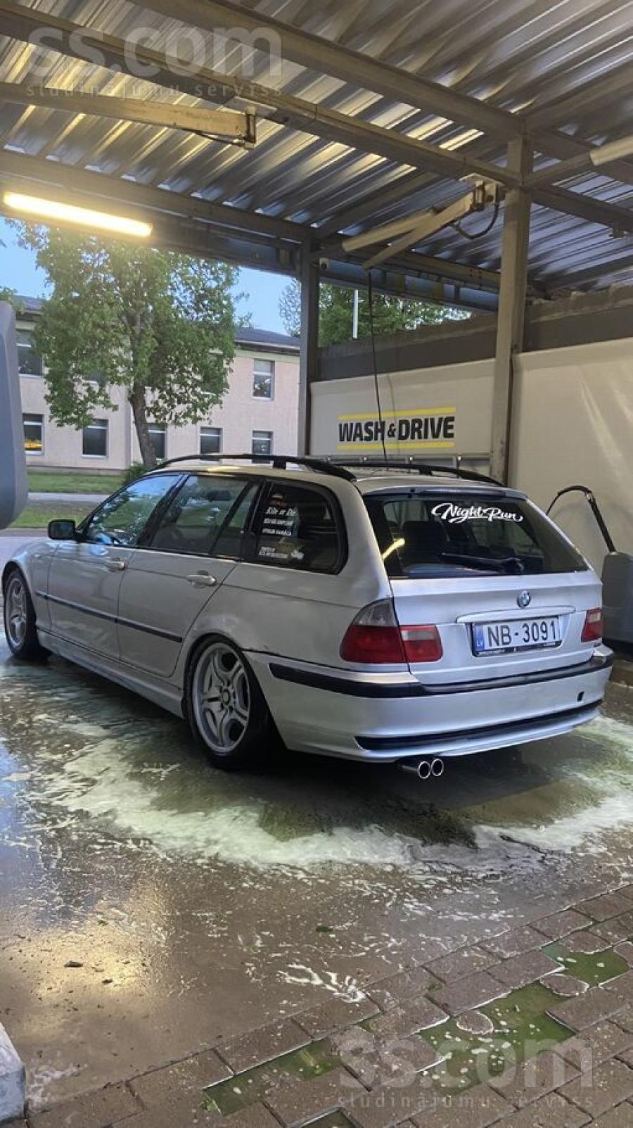 Grey BMW 320 2001 in Cesis, with an engine capacity of 2.00 L and mileage of 397 thousand km for 1990 €, photo 13 on AUTOMOTO.COM.LV
