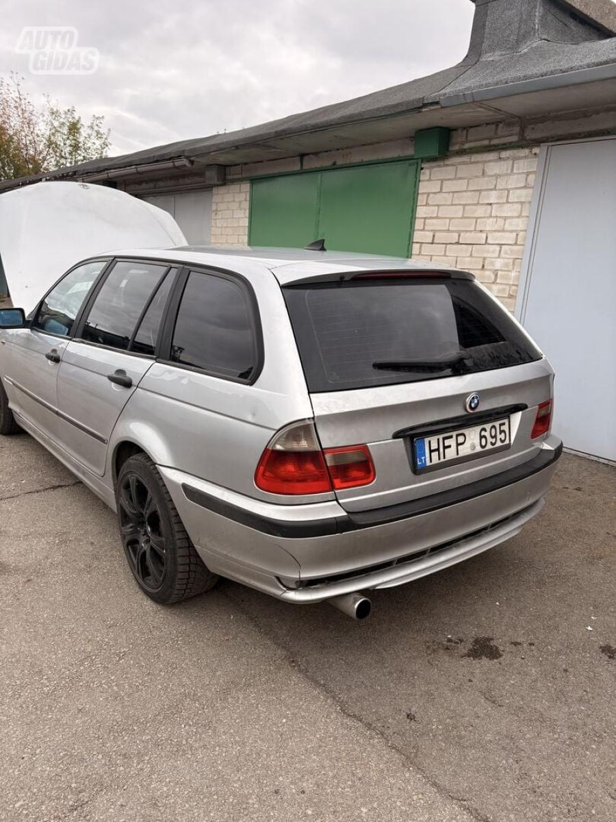 Grey BMW 320 2001 in Klaipeda, with an engine capacity of 2.00 L and mileage of 313 thousand km for 1350 €, photo 15 on AUTOMOTO.COM.LV