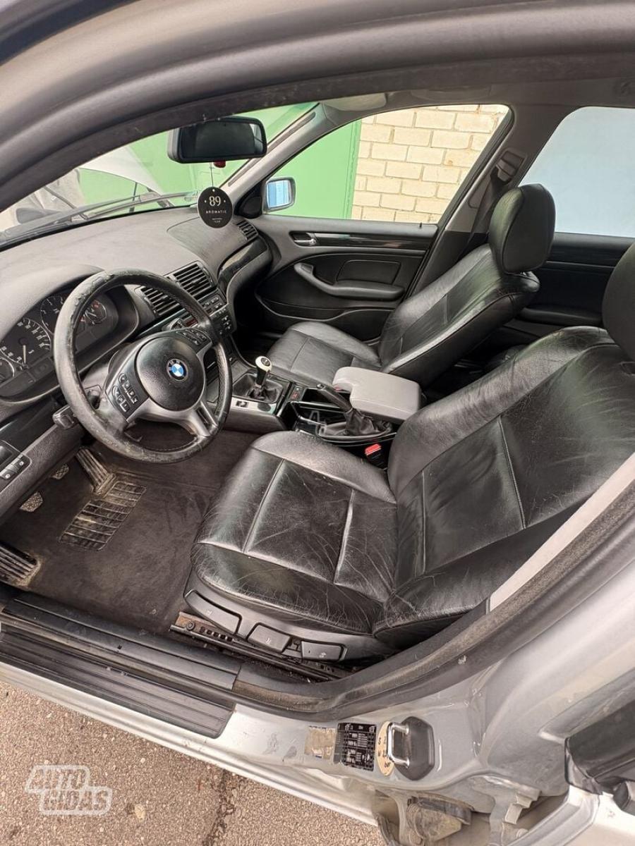 Grey BMW 320 2001 in Klaipeda, with an engine capacity of 2.00 L and mileage of 313 thousand km for 1350 €, photo 18 on AUTOMOTO.COM.LV