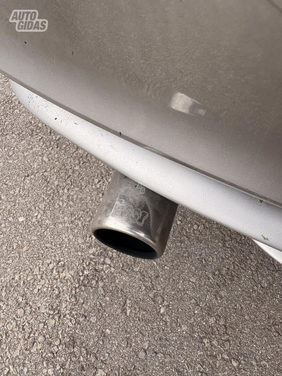 Grey BMW 320 2001 in Klaipeda, with an engine capacity of 2.00 L and mileage of 313 thousand km for 1350 €, photo 19 on AUTOMOTO.COM.LV