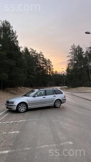 Grey BMW 320 2002 in Riga, with an engine capacity of 2.00 L and mileage of 391 thousand km for 2400 €, photo 4 on AUTOMOTO.COM.LV