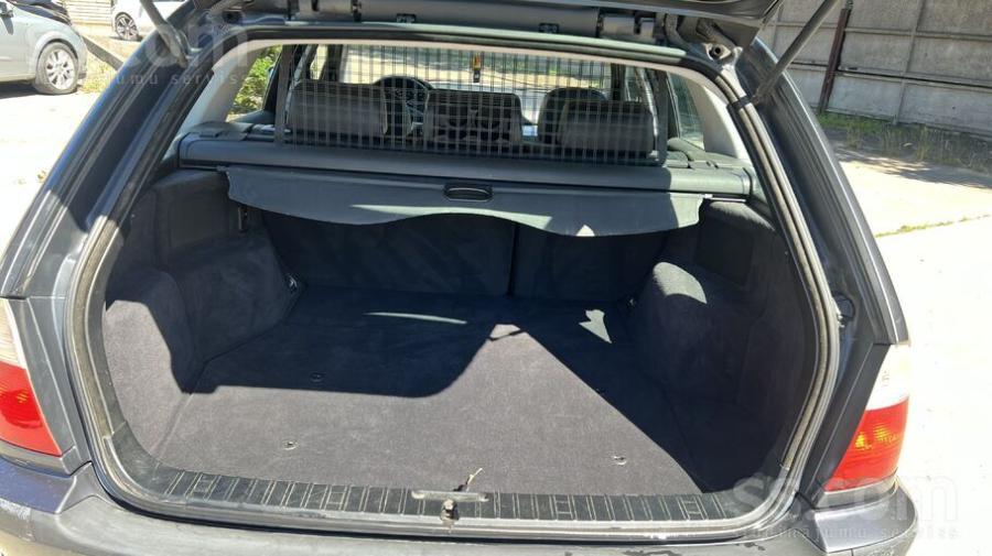 Pelēks BMW 320 2002 Liepāja, ar dzinēja tilpumu 2.20 L un nobraukumu 287 tūkst. km par 2550 €, foto 19 vietnē AUTOMOTO.COM.LV