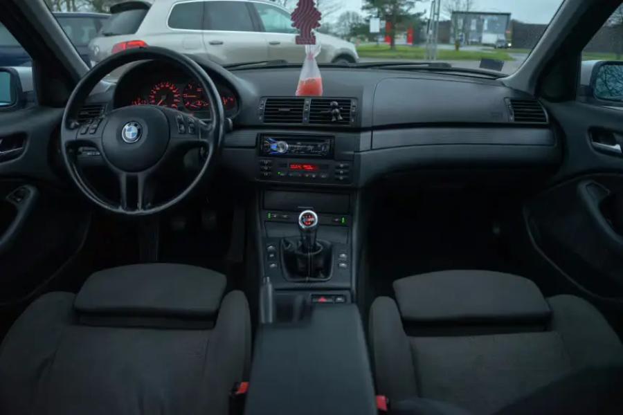 Pelēks BMW 320 2002 Liepāja, ar dzinēja tilpumu 2.00 L un nobraukumu 305 tūkst. km par 3000 €, foto 8 vietnē AUTOMOTO.COM.LV