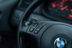 Pelēks BMW 320 2002 Liepāja, ar dzinēja tilpumu 2.00 L un nobraukumu 305 tūkst. km par 3000 €, foto 20 vietnē AUTOMOTO.COM.LV