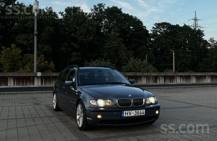 Grey BMW 320 2002 in Riga, with an engine capacity of 2.00 L and mileage of 313 thousand km for 2400 €, photo 3 on AUTOMOTO.COM.LV