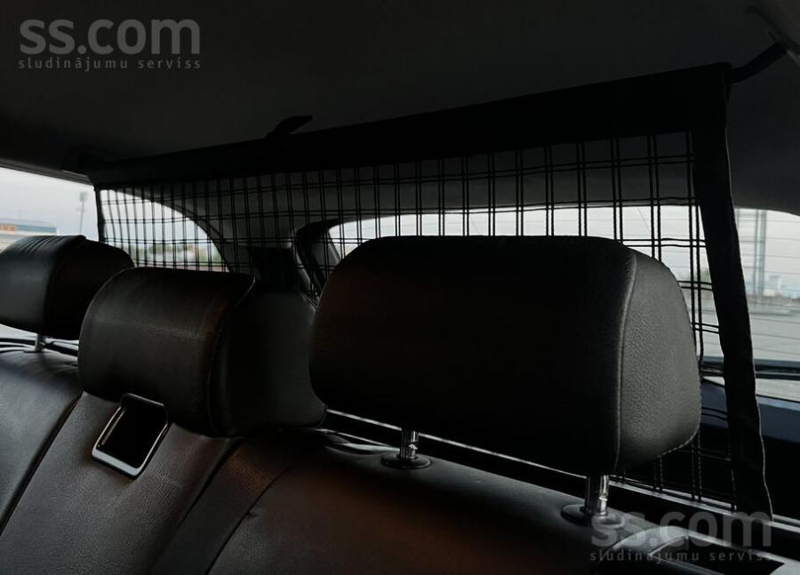 Grey BMW 320 2002 in Riga, with an engine capacity of 2.00 L and mileage of 313 thousand km for 2400 €, photo 31 on AUTOMOTO.COM.LV