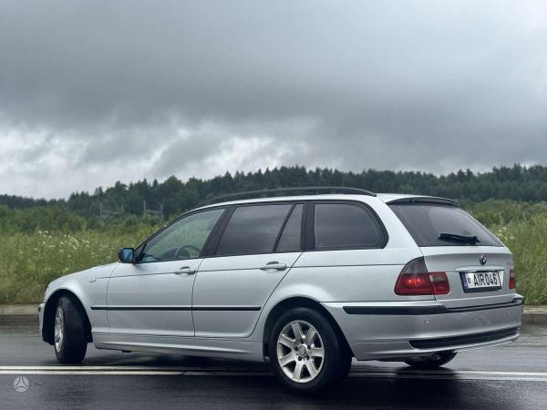 Pelēks BMW 320 2002 Viļņa, ar dzinēja tilpumu 2.00 L un nobraukumu 258 tūkst. km par 2000 €, foto 2 vietnē AUTOMOTO.COM.LV