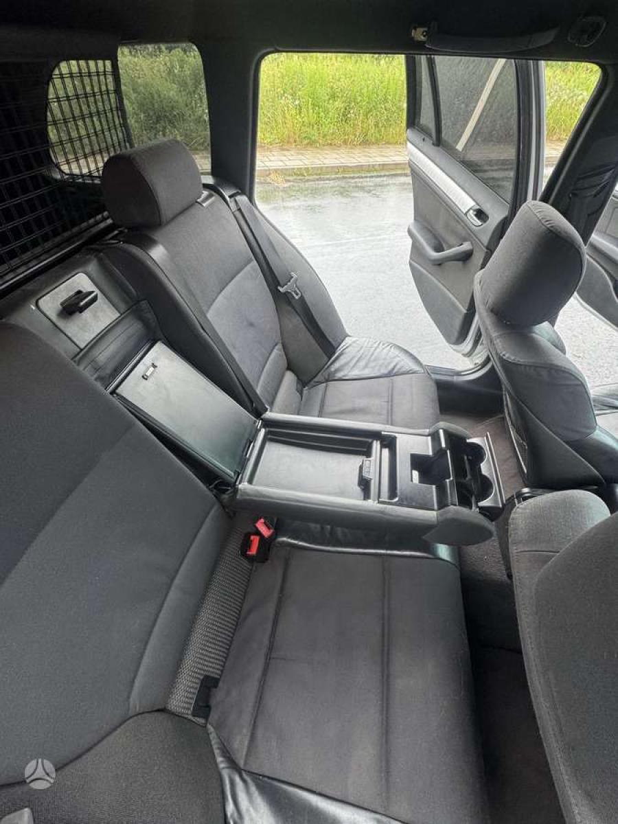 Pelēks BMW 320 2002 Viļņa, ar dzinēja tilpumu 2.00 L un nobraukumu 258 tūkst. km par 2000 €, foto 13 vietnē AUTOMOTO.COM.LV