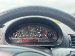 Pelēks BMW 320 2002 Viļņa, ar dzinēja tilpumu 2.00 L un nobraukumu 258 tūkst. km par 2000 €, foto 15 vietnē AUTOMOTO.COM.LV