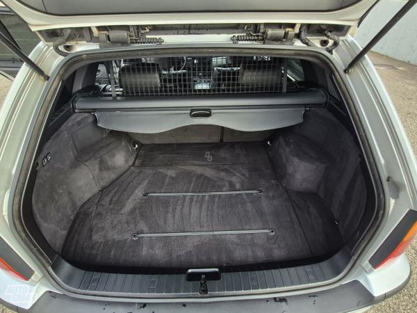 Grey BMW 320 2002 in Vilnius, with an engine capacity of 2.00 L and mileage of 329 thousand km for 2550 €, photo 9 on AUTOMOTO.COM.LV