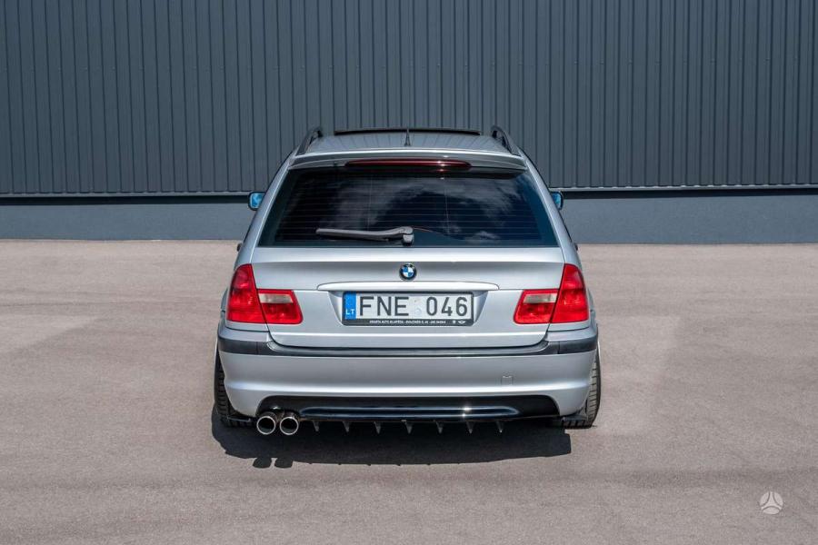 Pelēks BMW 320 2002 Mažeikiai, ar dzinēja tilpumu 2.00 L un nobraukumu 325 tūkst. km par 3900 €, foto 3 vietnē AUTOMOTO.COM.LV