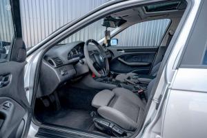 Pelēks BMW 320 2002 Mažeikiai, ar dzinēja tilpumu 2.00 L un nobraukumu 325 tūkst. km par 3900 €, foto 16 vietnē AUTOMOTO.COM.LV