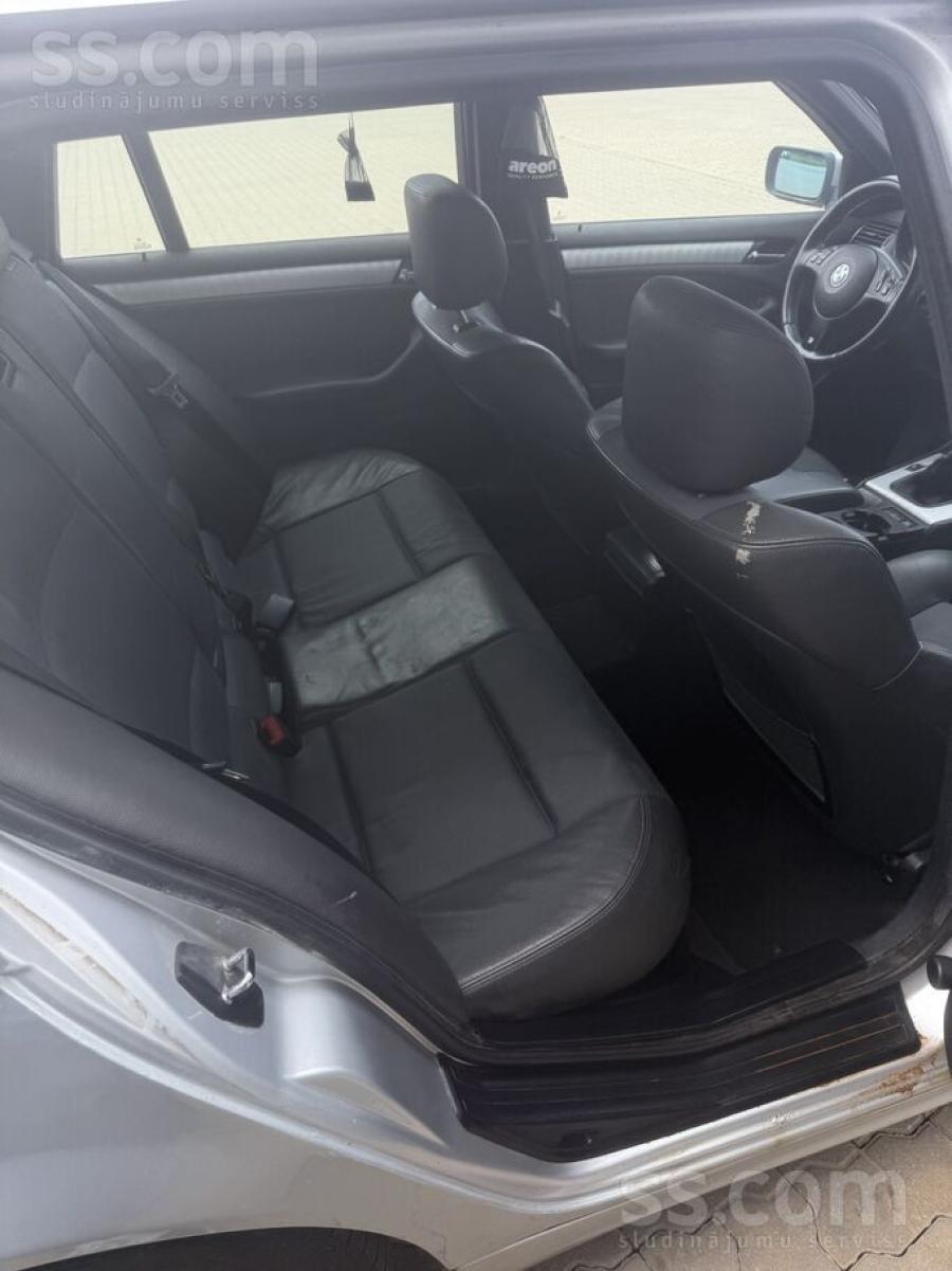 Grey BMW 320 2002 in Riga, with an engine capacity of 2.00 L and mileage of 450 thousand km for 1900 €, photo 10 on AUTOMOTO.COM.LV