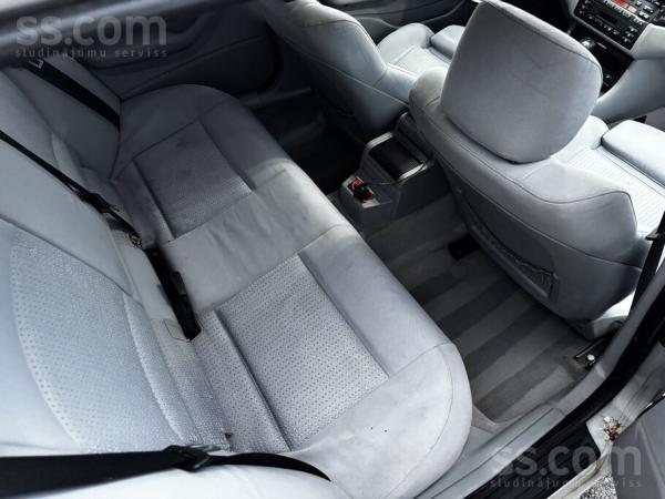 Pelēks BMW 320 2002 Cēsis, ar dzinēja tilpumu 2.00 L un nobraukumu 445 tūkst. km par 2500 €, foto 10 vietnē AUTOMOTO.COM.LV