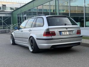 Pelēks BMW 320 2002 Viļņa, ar dzinēja tilpumu 1.95 L un nobraukumu 320 tūkst. km par 2950 €, foto 4 vietnē AUTOMOTO.COM.LV