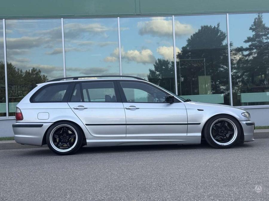 Pelēks BMW 320 2002 Viļņa, ar dzinēja tilpumu 1.95 L un nobraukumu 320 tūkst. km par 2950 €, foto 7 vietnē AUTOMOTO.COM.LV