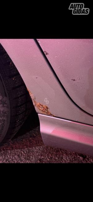 Pelēks BMW 320 2003 Viļņa, ar dzinēja tilpumu 2.00 L un nobraukumu 420 tūkst. km par 1750 €, foto 19 vietnē AUTOMOTO.COM.LV