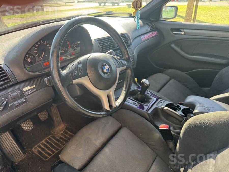 Pelēks BMW 320 2003 Daugavpils, ar dzinēja tilpumu 2.00 L un nobraukumu 444 tūkst. km par 1700 €, foto 3 vietnē AUTOMOTO.COM.LV