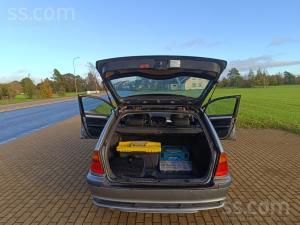 Grey BMW 320 2003 in Riga, with an engine capacity of 2.00 L and mileage of 414 thousand km for 1800 €, photo 6 on AUTOMOTO.COM.LV
