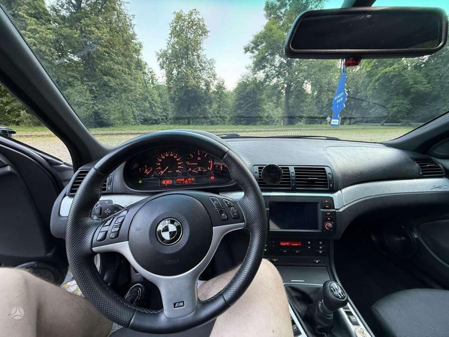 Grey BMW 320 2003 in Vilnius, with an engine capacity of 2.00 L and mileage of 300 thousand km for 4700 €, photo 16 on AUTOMOTO.COM.LV