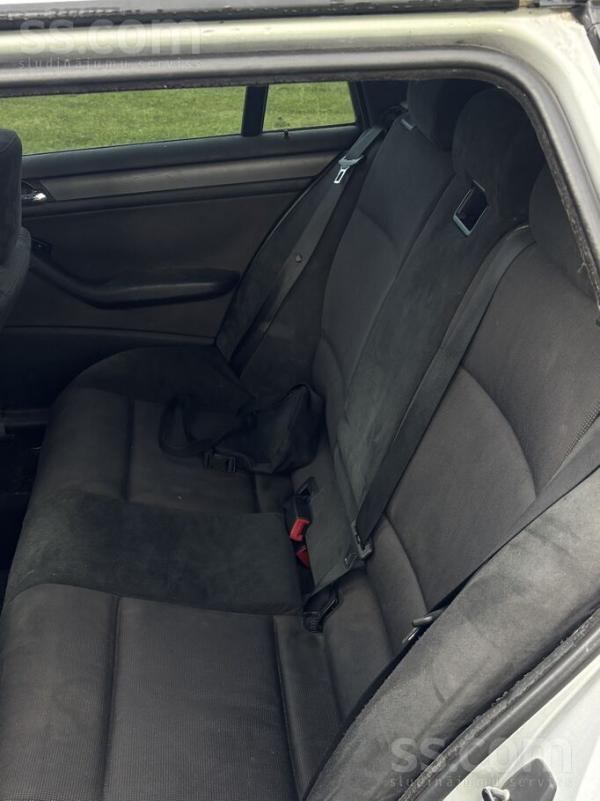 Pelēks BMW 320 2003 Rēzekne, ar dzinēja tilpumu 2.00 L un nobraukumu 453 tūkst. km par 2250 €, foto 7 vietnē AUTOMOTO.COM.LV