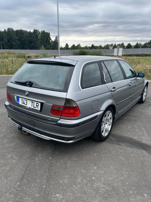 Pelēks BMW 320 2003 Pērnava, ar dzinēja tilpumu 2.00 L un nobraukumu 391 tūkst. km par 2499 €, foto 7 vietnē AUTOMOTO.COM.LV