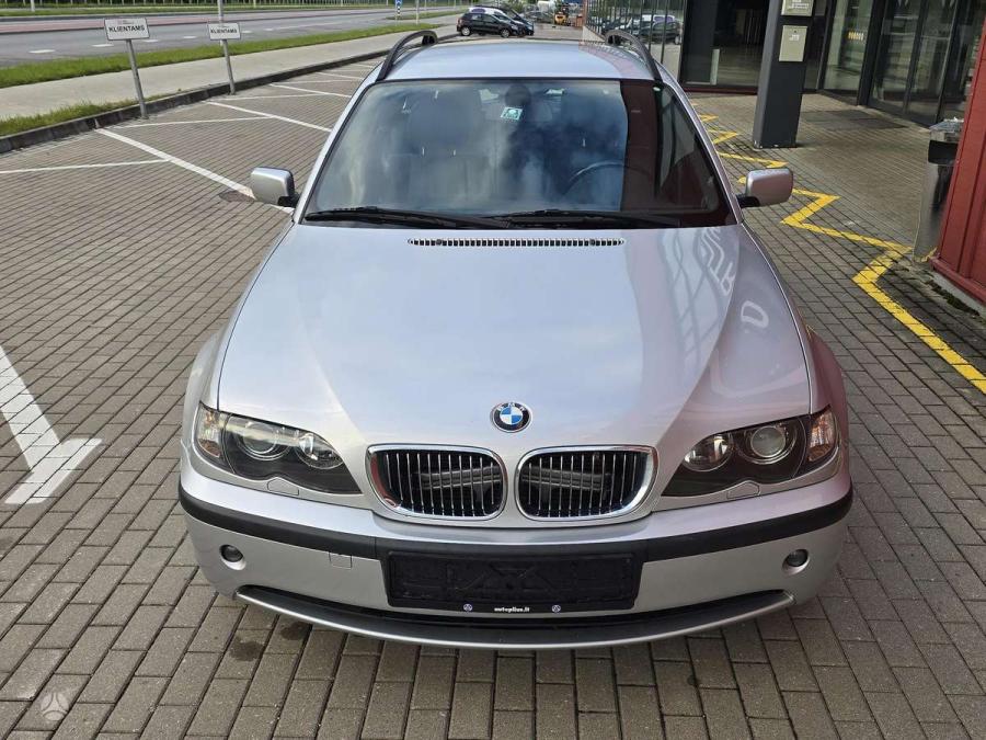 Grey BMW 320 2003 in Utena, with an engine capacity of 2.00 L and mileage of 301 thousand km for 2400 €, photo 13 on AUTOMOTO.COM.LV