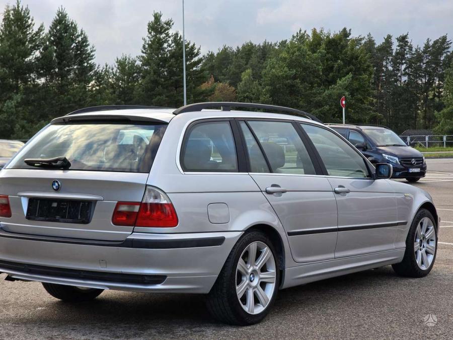 Grey BMW 320 2003 in Utena, with an engine capacity of 2.00 L and mileage of 301 thousand km for 2400 €, photo 17 on AUTOMOTO.COM.LV