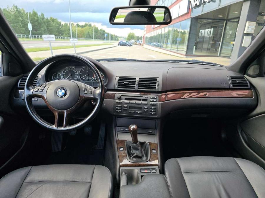 Grey BMW 320 2003 in Utena, with an engine capacity of 2.00 L and mileage of 301 thousand km for 2400 €, photo 19 on AUTOMOTO.COM.LV