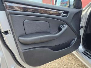 Grey BMW 320 2003 in Utena, with an engine capacity of 2.00 L and mileage of 301 thousand km for 2400 €, photo 30 on AUTOMOTO.COM.LV