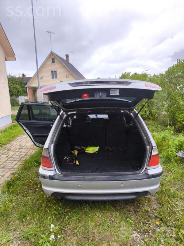 Pelēks BMW 320 2003 Rēzekne, ar dzinēja tilpumu 2.00 L un nobraukumu 347 tūkst. km par 2000 €, foto 9 vietnē AUTOMOTO.COM.LV