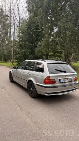 Pelēks BMW 320 2003 Rīga, ar dzinēja tilpumu 2.00 L un nobraukumu 440 tūkst. km par 1400 €, foto  vietnē AUTOMOTO.COM.LV