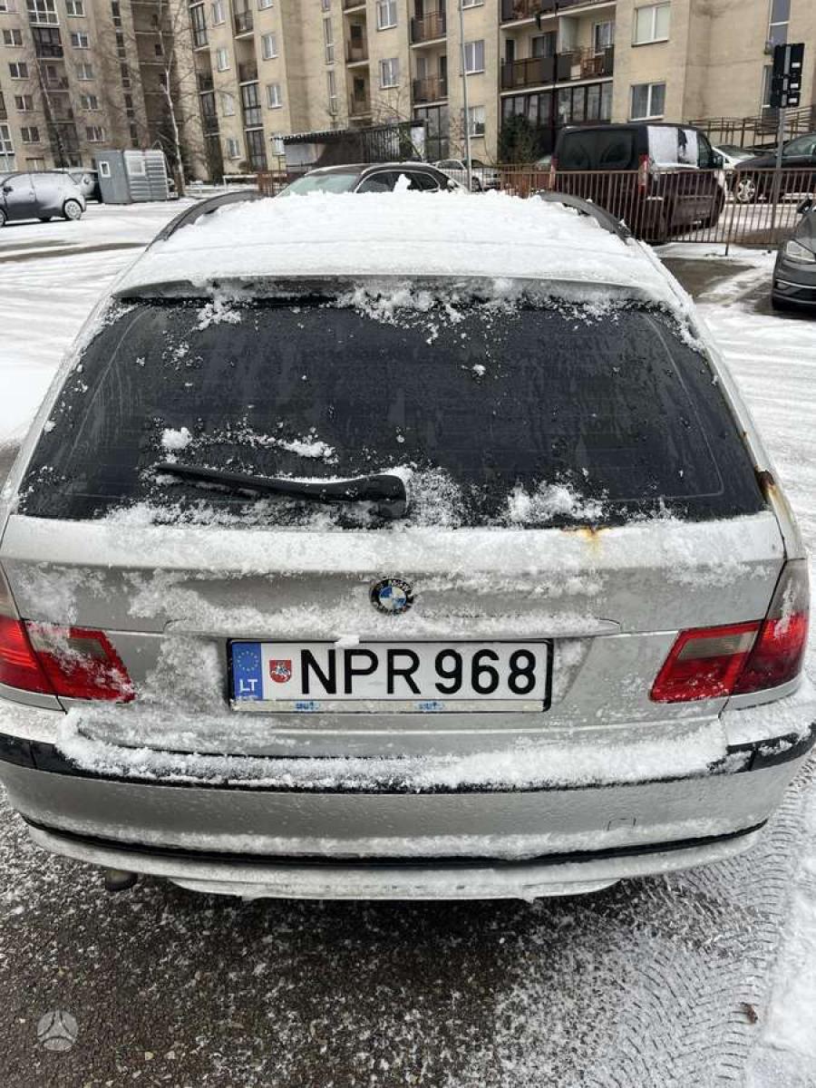 Grey BMW 320 2004 in Vilnius, with an engine capacity of 0.00 L and mileage of 411 thousand km for 1000 €, photo 6 on AUTOMOTO.COM.LV