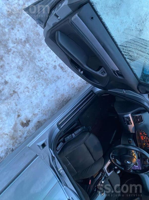 Pelēks BMW 320 2004 Liepāja, ar dzinēja tilpumu 2.00 L un nobraukumu 428 tūkst. km par 2500 €, foto 5 vietnē AUTOMOTO.COM.LV