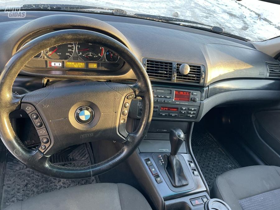Pelēks BMW 320 2004 Jonava, ar dzinēja tilpumu 2.00 L un nobraukumu 390 tūkst. km par 1900 €, foto 11 vietnē AUTOMOTO.COM.LV